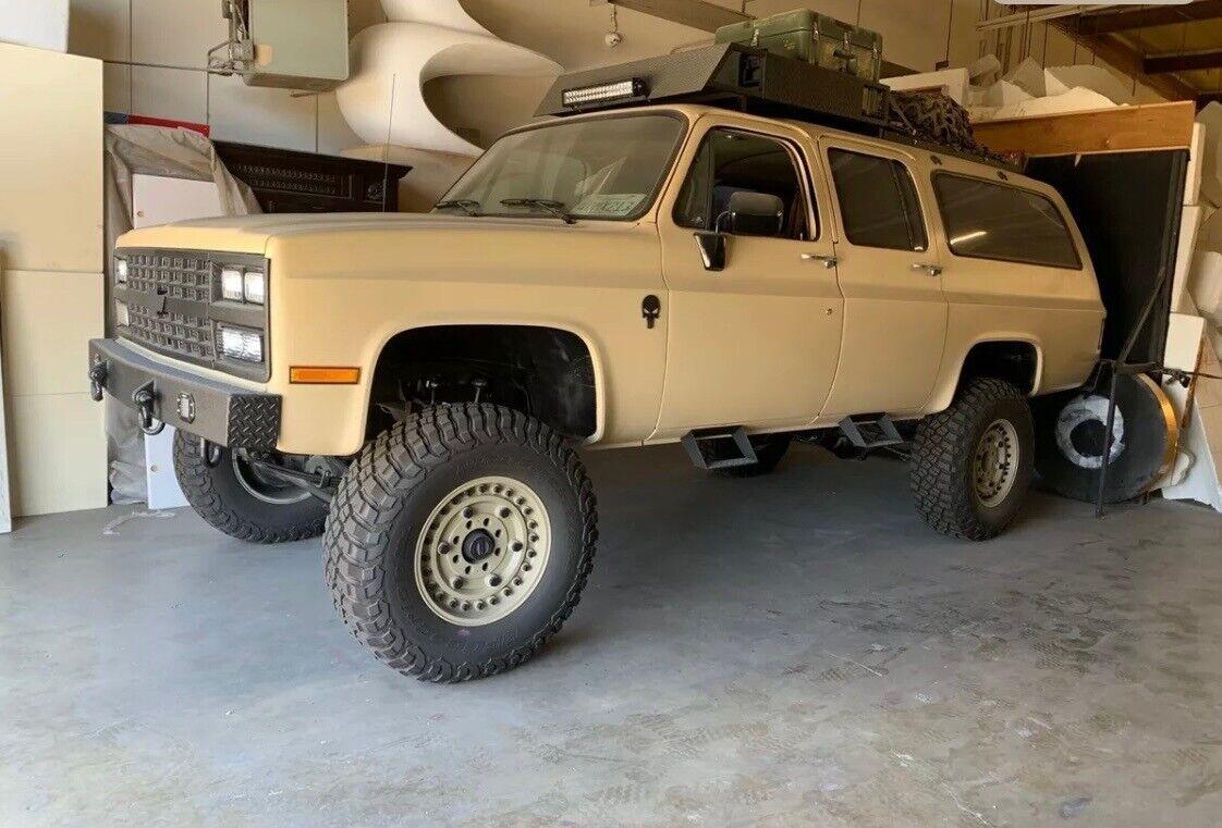 1991 Chevrolet Suburban V2500 for sale